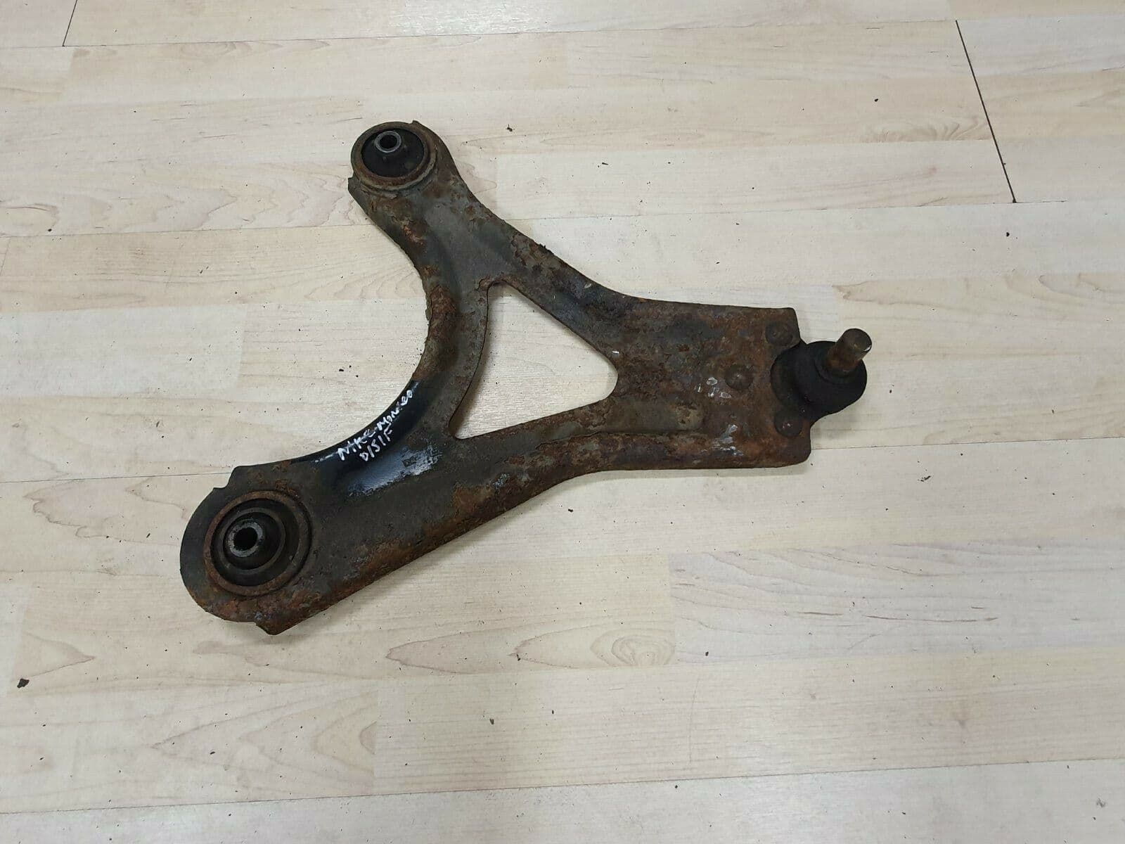 GENUINE FORD MONDEO MK2 DRIVER FRONT LOWER SUSPENSION ARM WISHBONE 1998 ...