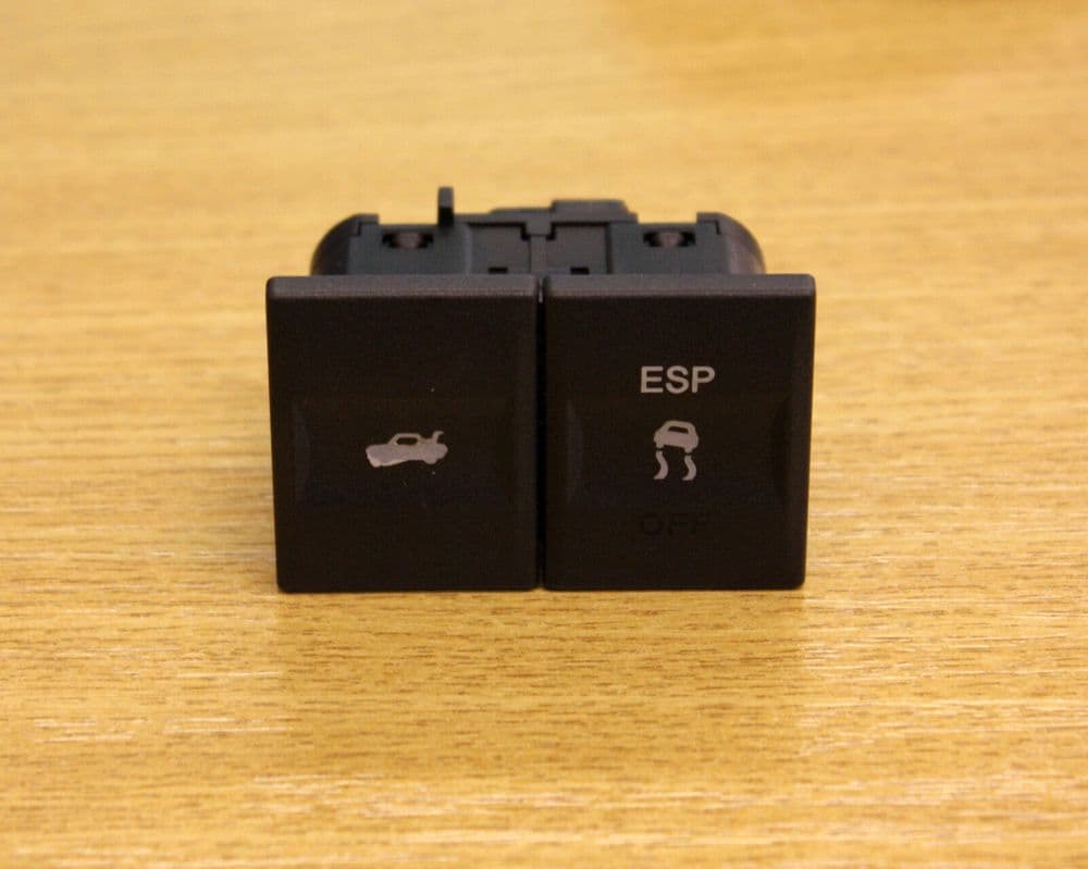 GENUINE FORD MONDEO MK3 ESP TRACTION BOOT SWITCH 3S7T-2C418-AC 2004-2007