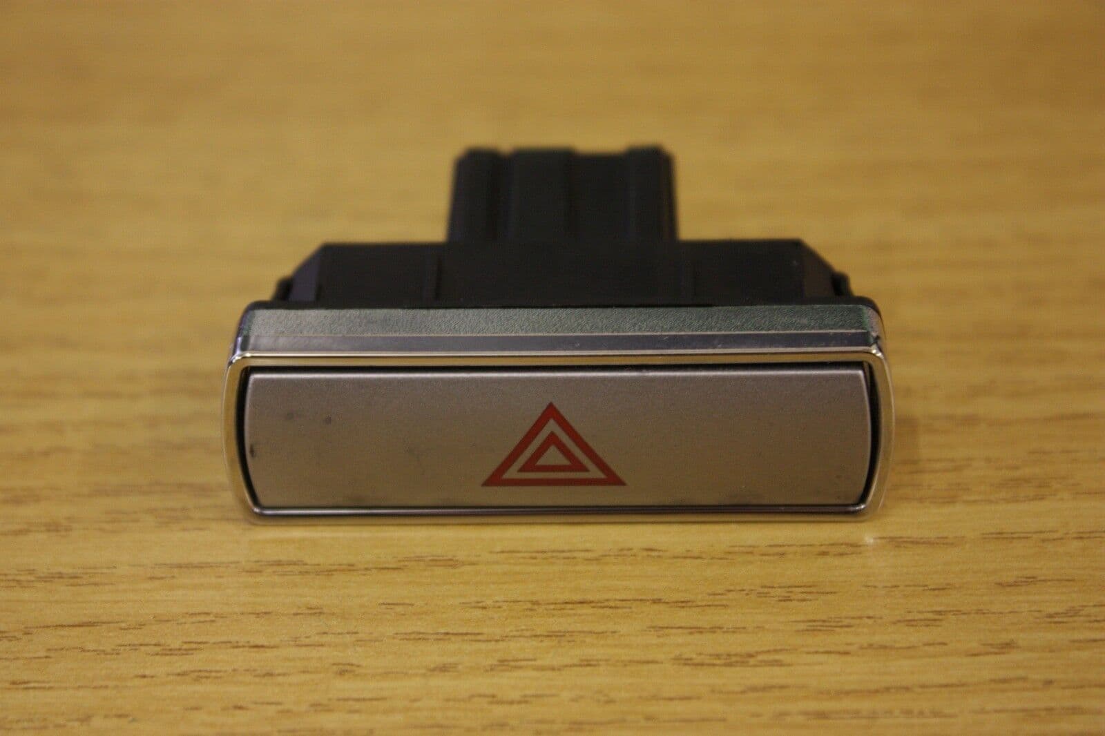 GENUINE FORD MONDEO MK3 HAZARD LIGHT SWITCH 4S7T-13A350-AC 1458660 2000 ...