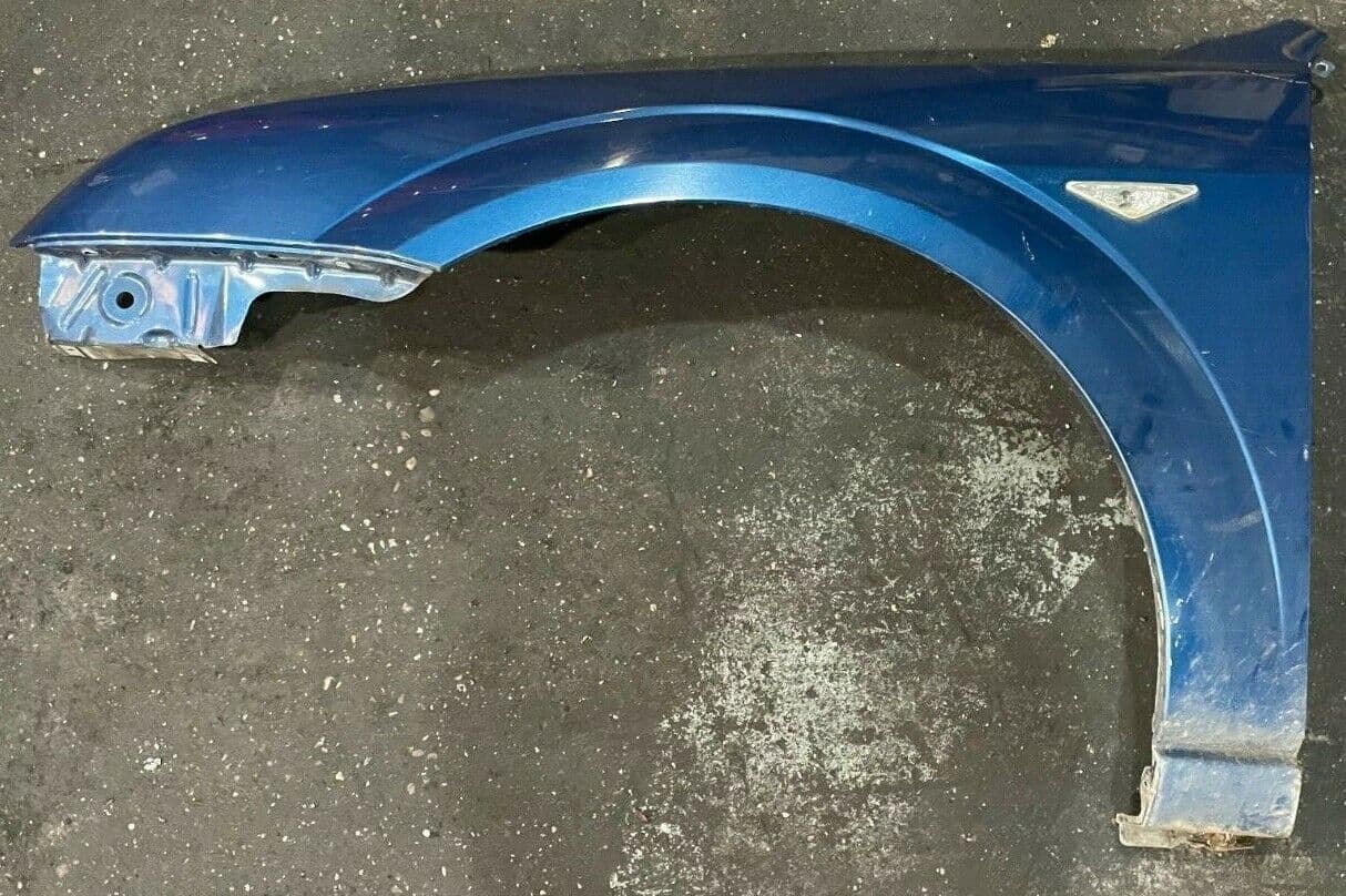 GENUINE FORD MONDEO MK3 OCTANE BLUE PASSENGER WING FENDER 2001 - 2007