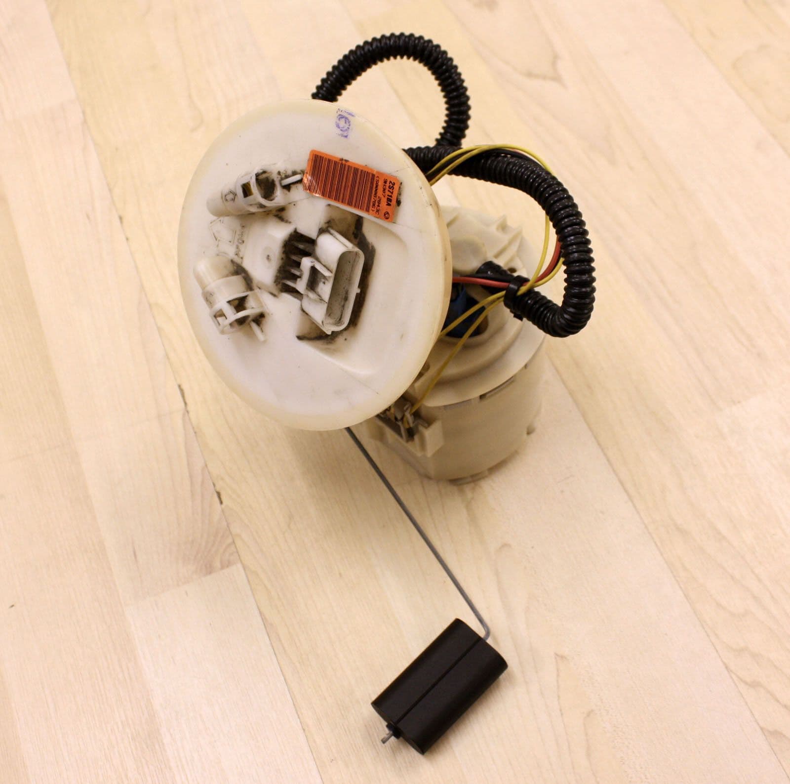 GENUINE FORD MONDEO MK3 ST220 3 0 V6 FUEL PUMP 2S71-BA 1375225 2001 - 2007