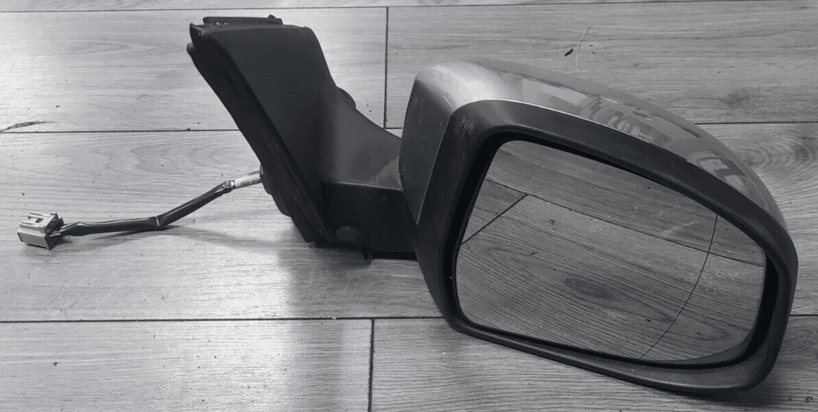 GENUINE FORD MONDEO MK4 DRIVER WING MIRROR THUNDER METALIC 2007 - 2010
