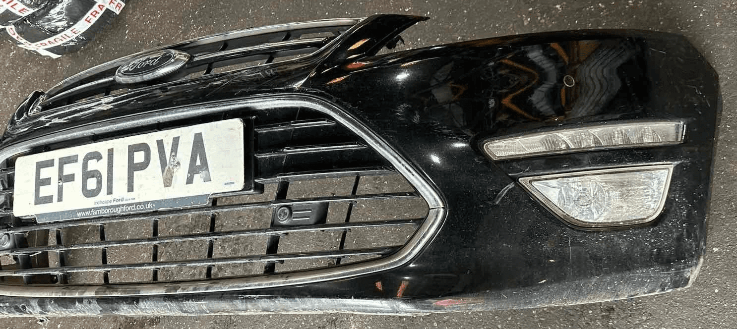 GENUINE FORD MONDEO MK4 FACELIFT FRONT BUMPER PANTHER BLACK PCD 2010 - 2014