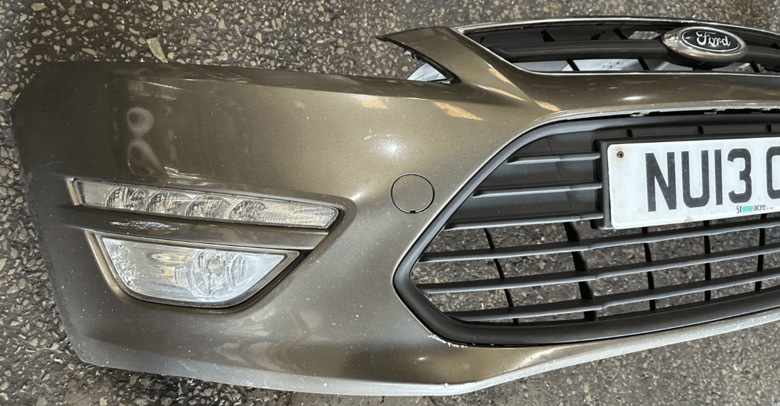 GENUINE FORD MONDEO MK4 FACELIFT FRONT BUMPER PARKSIDE GREEN PDC 2010 ...