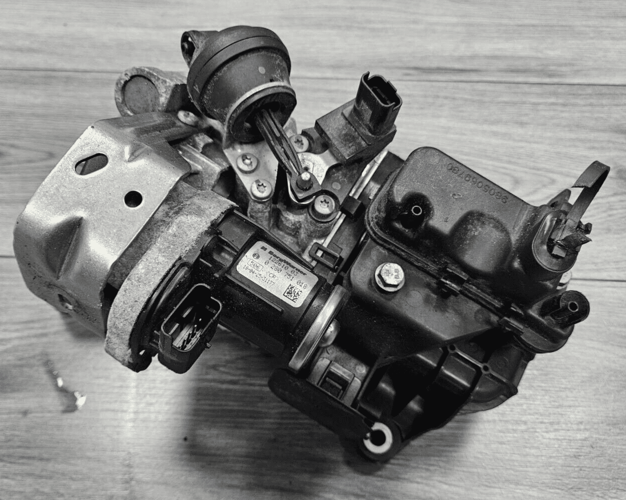 GENUINE FORD MONDEO MK5 2 0 TDCi EGR VALVE J1DQ-9U438-AA 2383671 2018 ...