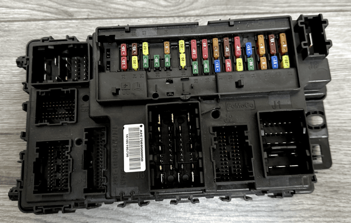 GENUINE FORD MONDEO MK5 BODY CONTROL MODULE BCM FUSE GU5T-15604-DFC ...