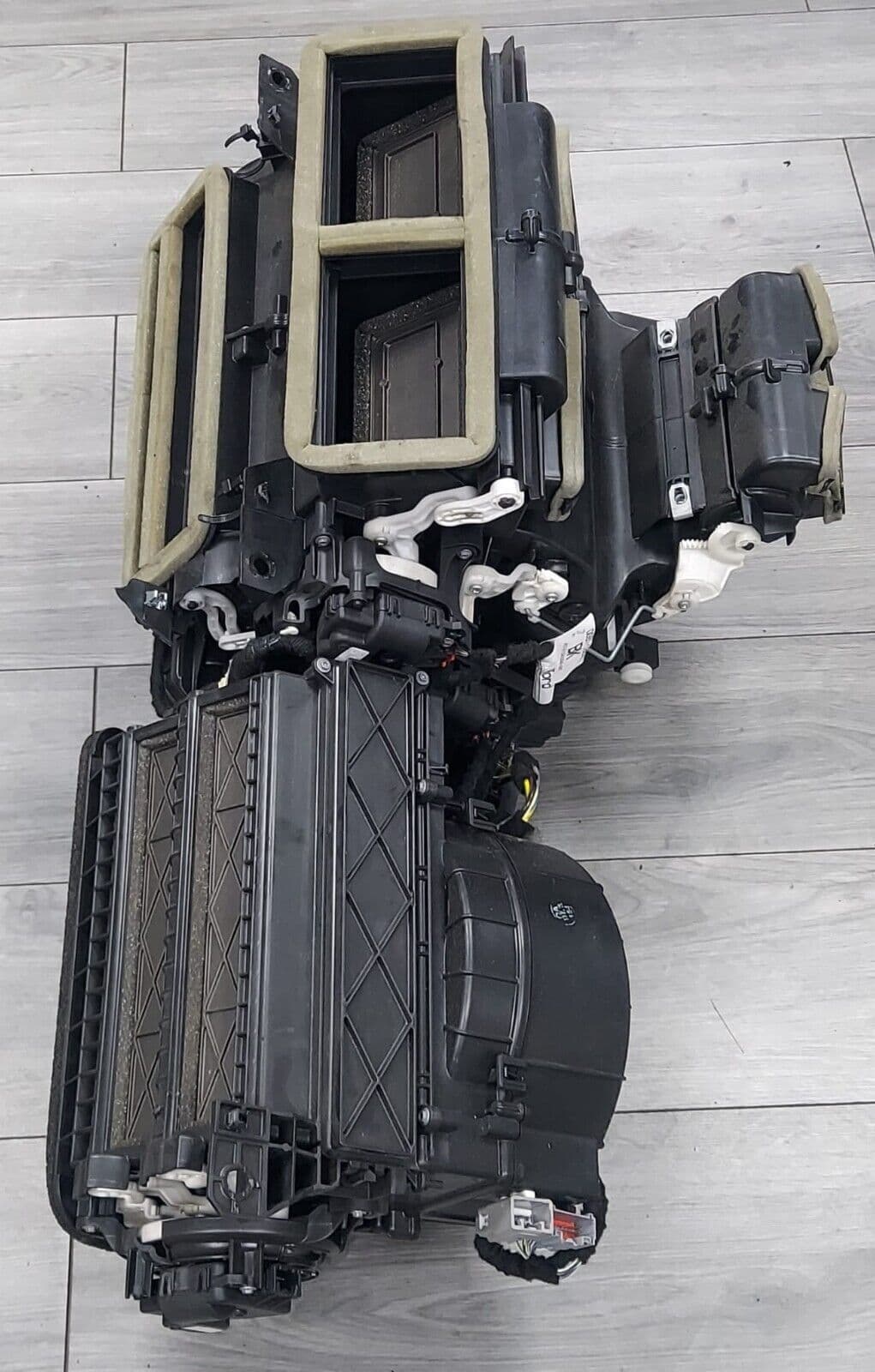 GENUINE FORD MONDEO MK5 COMPLETE HEATER MATRIX DG9H-19B555-DN 2015-2019