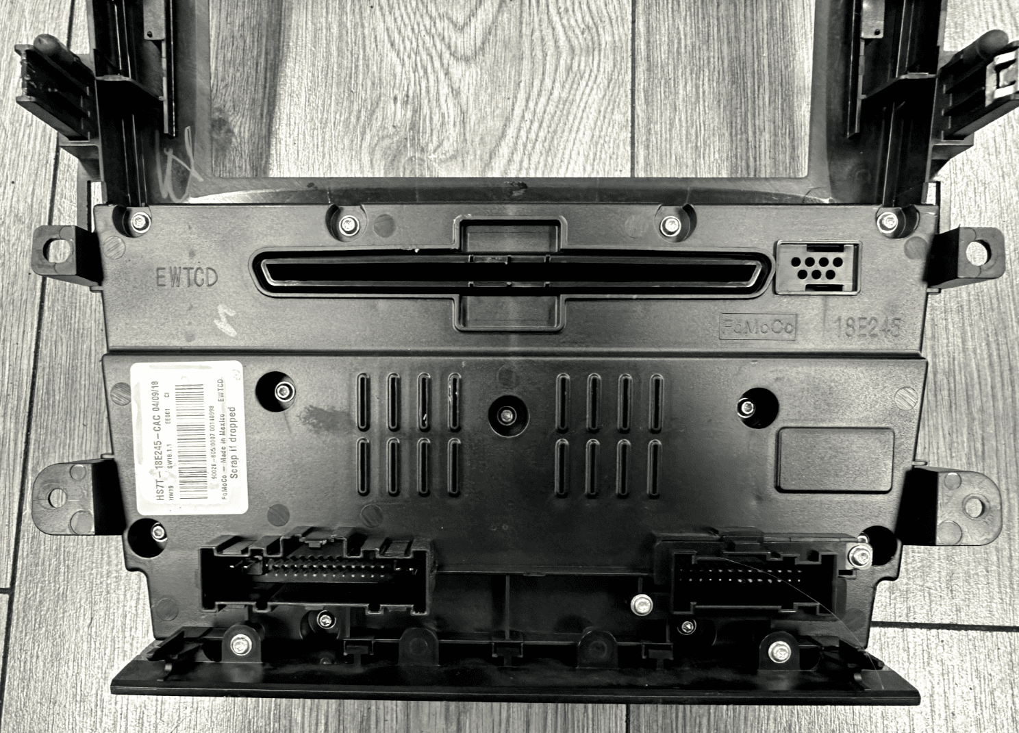 GENUINE FORD MONDEO MK5 RADIO FASCIA TRIM SURROUND HS7T-18E245-CAC 2015 ...