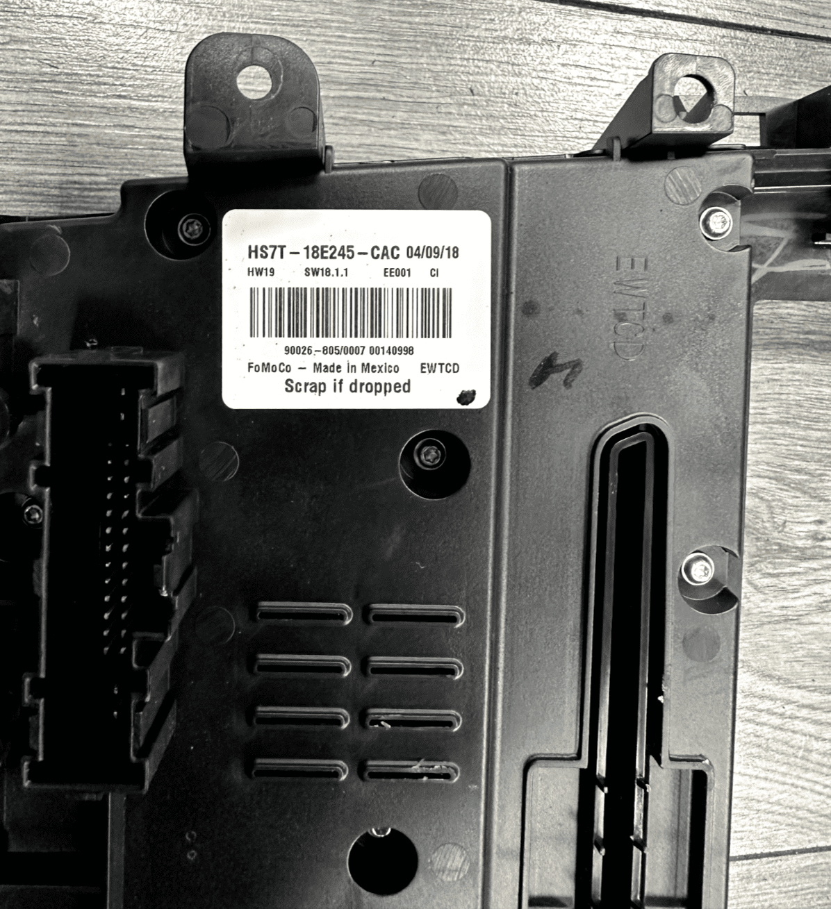 GENUINE FORD MONDEO MK5 RADIO FASCIA TRIM SURROUND HS7T-18E245-CAC 2015 ...