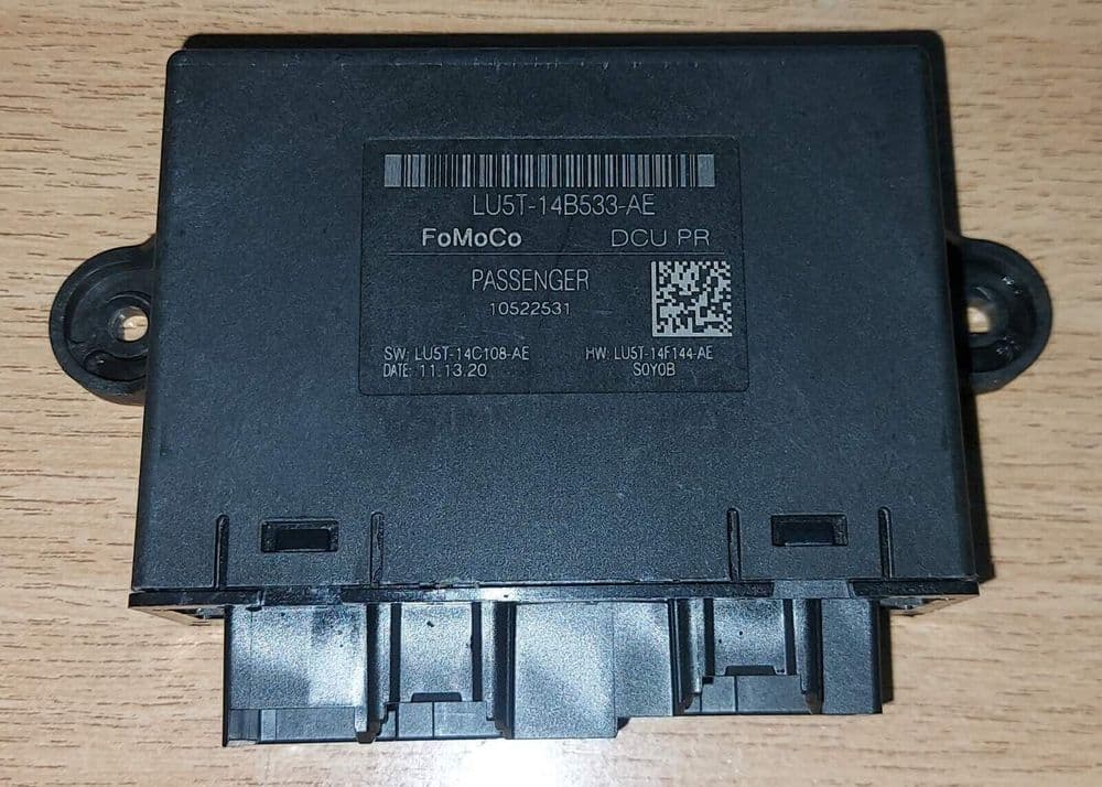 GENUINE FORD PUMA MK2 LEFT FRONT PASSENGER DOOR CONTROL MODULE 2019 - 2013