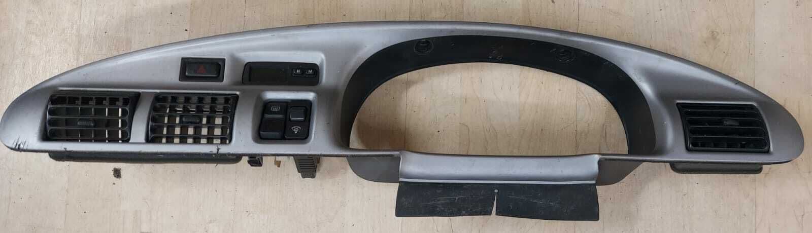 GENUINE FORD RANGER DASH FASCIA PANEL SPEEDO SURROUND SILVER 2000 - 2006