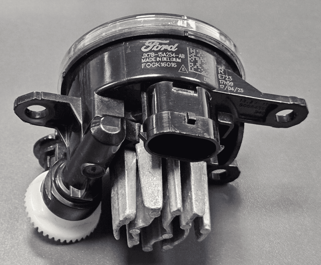 GENUINE FORD RANGER DRIVER RIGHT FRONT FOG LIGHT JX7B-15A254-AB 2022 - 2026