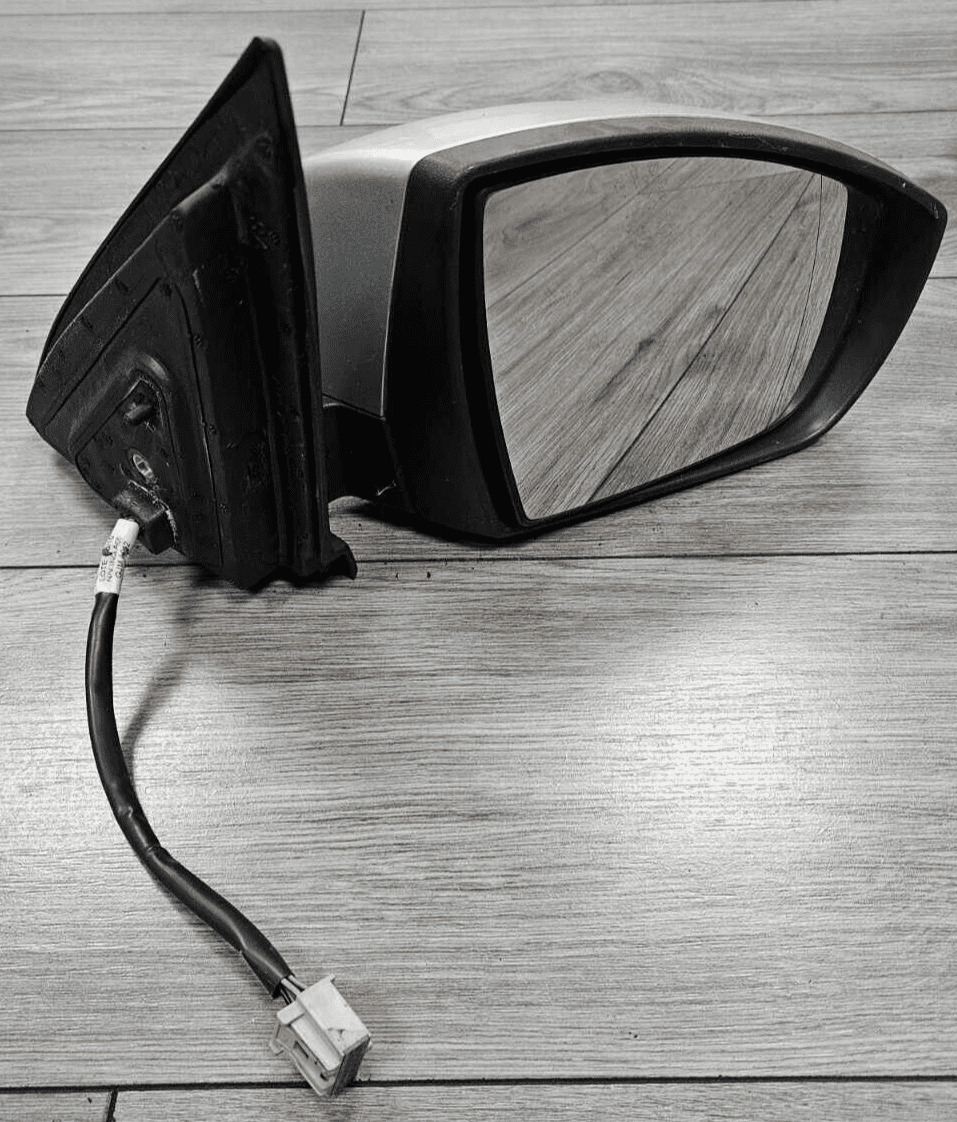 GENUINE FORD S-MAX DRIVER RIGHT WING MIRROR PUDDLE LIGHT SILVER 2010 - 2014