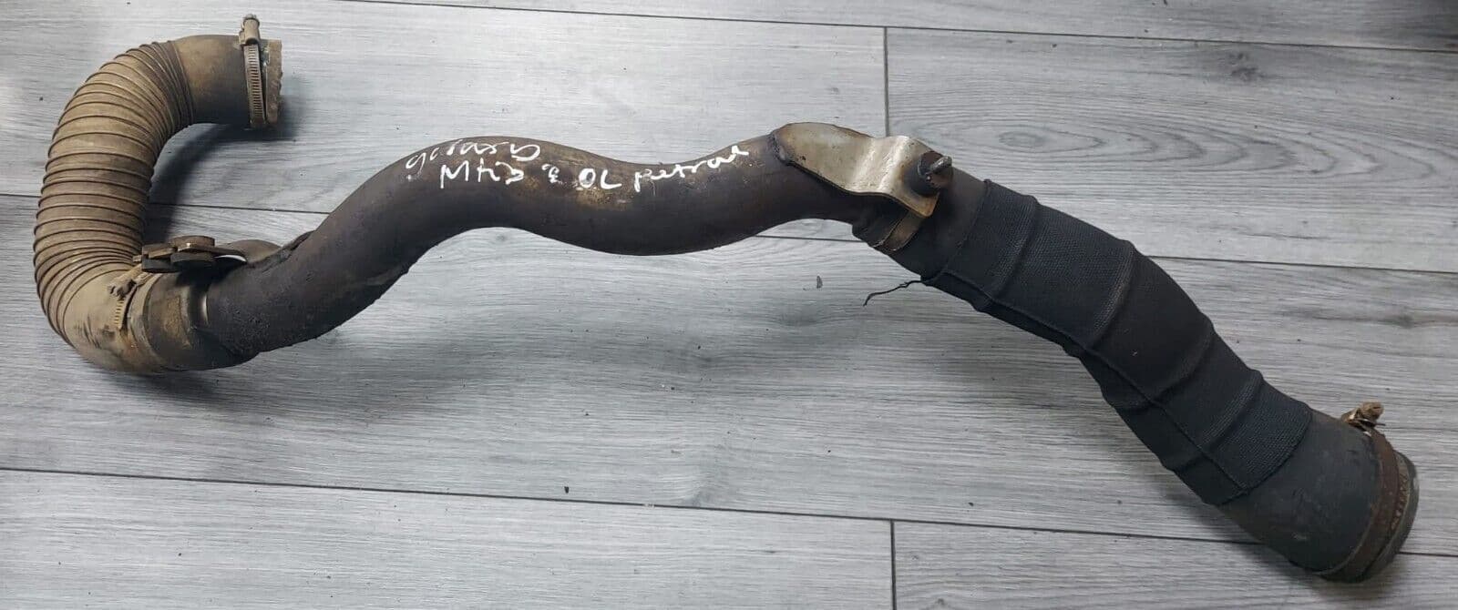 GENUINE FORD S-MAX GALAXY MK3 2 0 PETROL INTERCOOLER PIPE 1697696 2010-2014