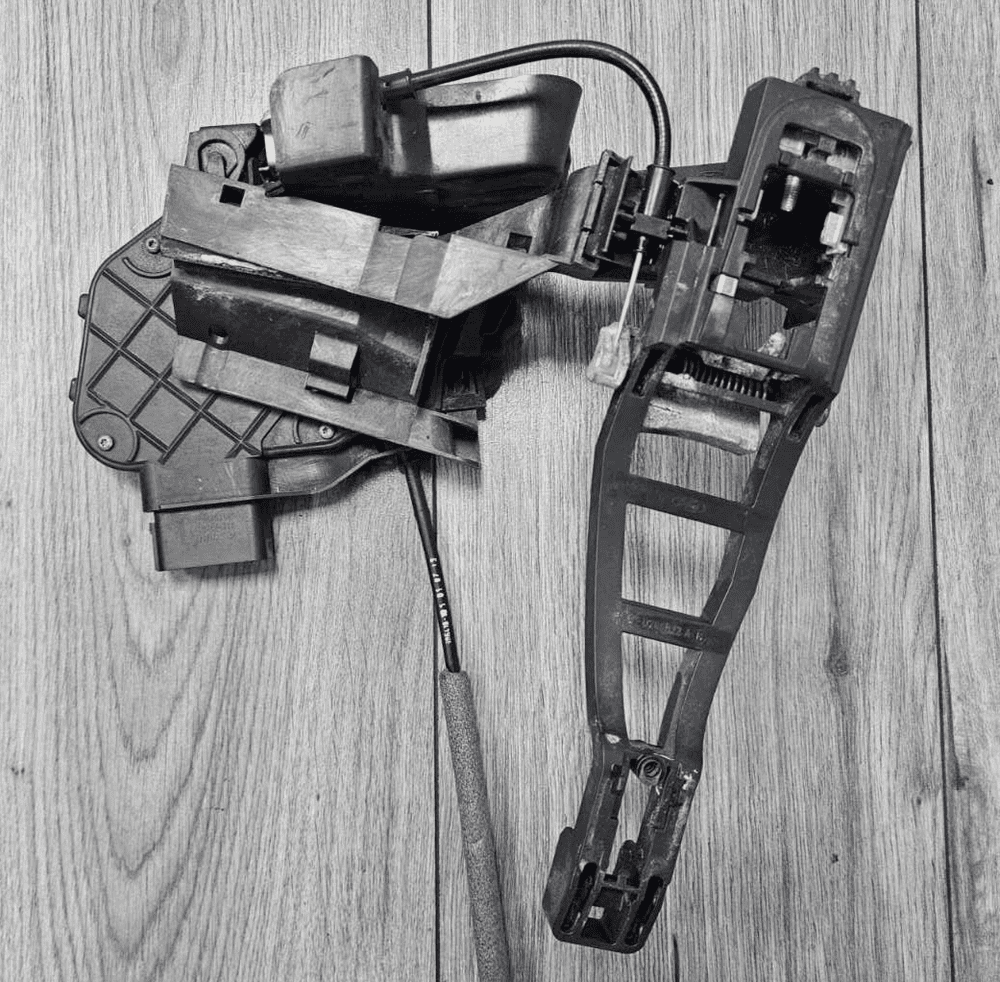GENUINE FORD S-MAX MK1 DRIVER RIGHT REAR DOOR LOCK AM2A-R26412-EB 2010 ...