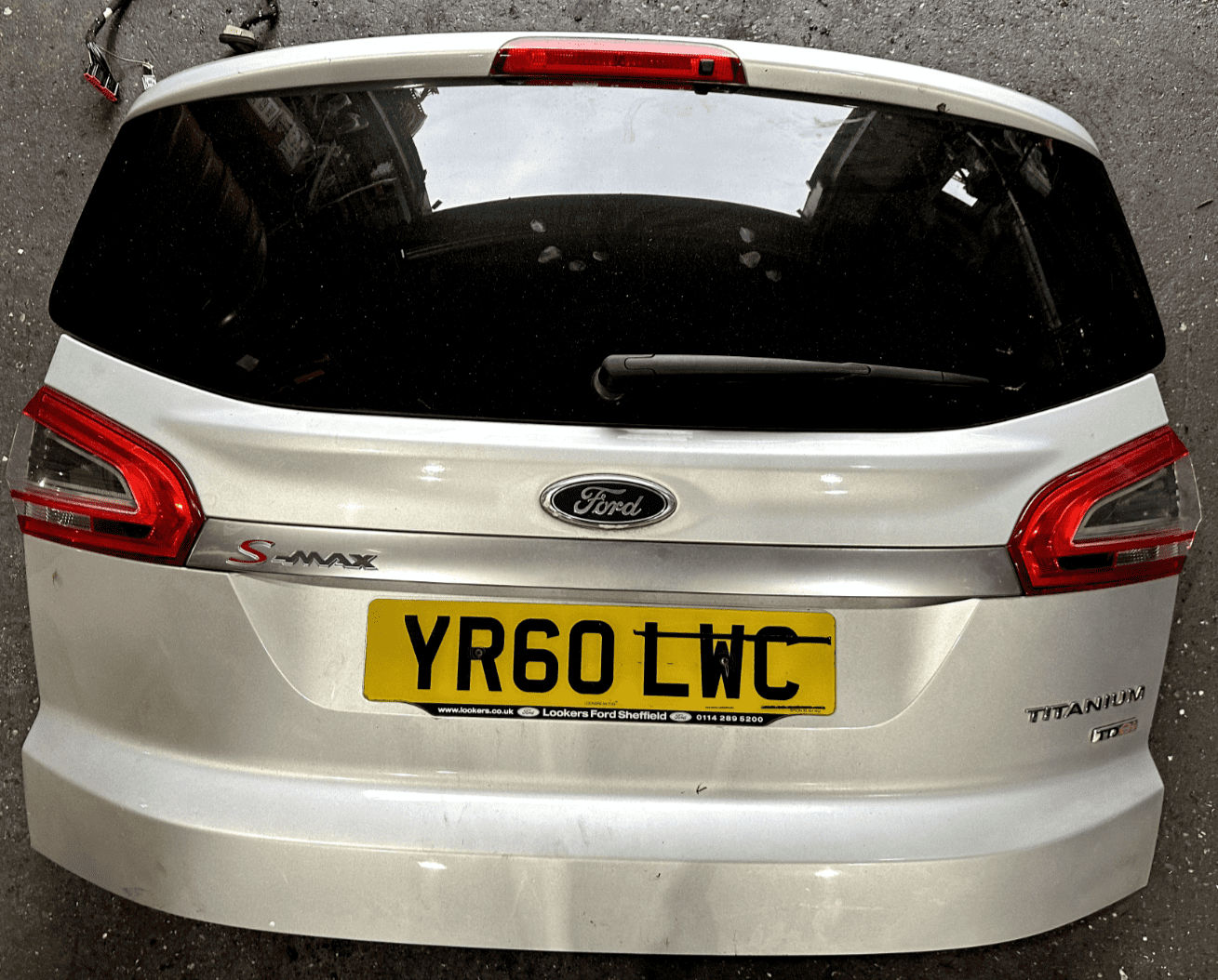 GENUINE FORD S-MAX TAILGATE TAIL BACK BOOT DOOR MOONDUST SILVER 2010 - 2014
