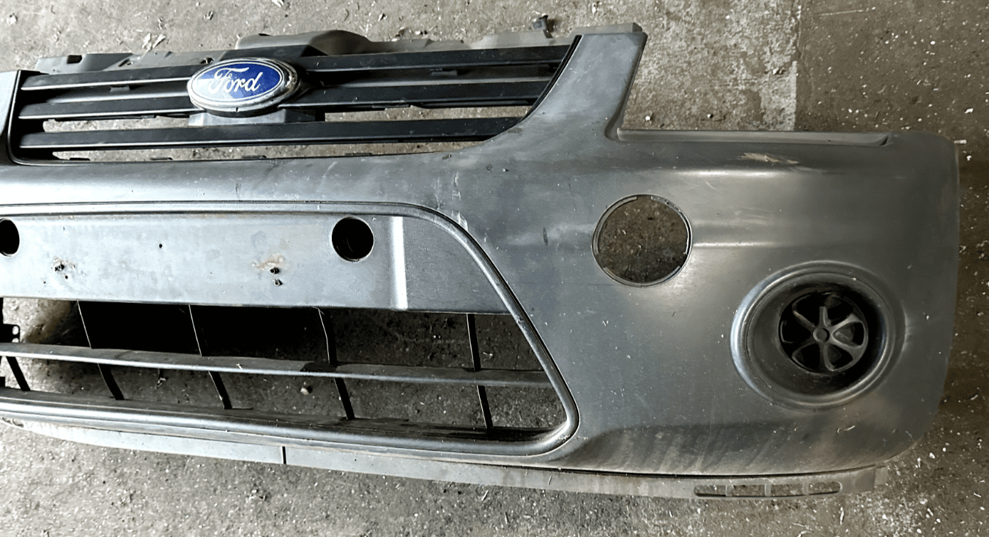 GENUINE FORD TRANSIT CONNECT BLACK FRONT BUMPER 2009 - 2013