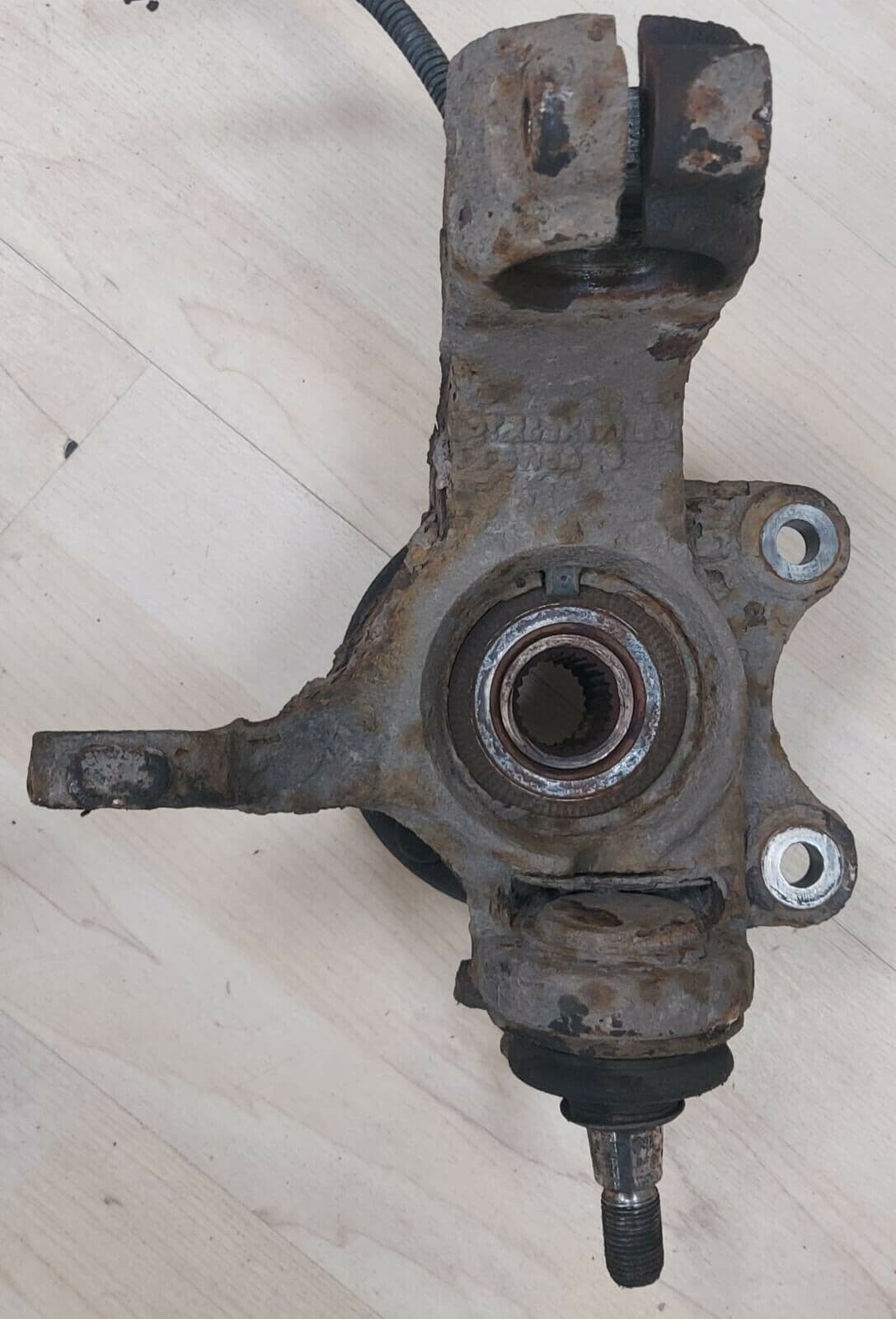 GENUINE FORD TRANSIT CONNECT N/S/F PASSENGER FRONT WHEEL HUB WITH ABS ...