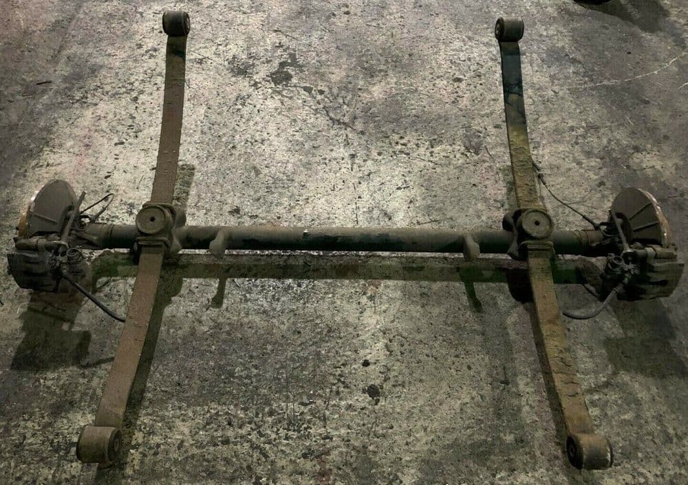 GENUINE FORD TRANSIT CONNECT REAR AXLE WITH LEAF SPRINGS DISCS 2009 - 2013