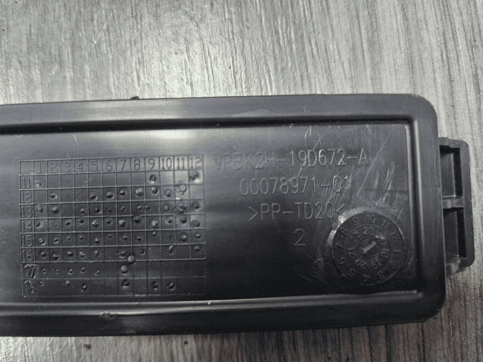 GENUINE FORD TRANSIT CUSTOM AIR POLLEN FILTER COVER VPBK2H-19D672-A ...