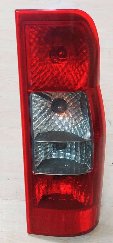 GENUINE FORD TRANSIT MK7 RIGHT DRIVERS SIDE REAR LIGHT 2006 - 2013
