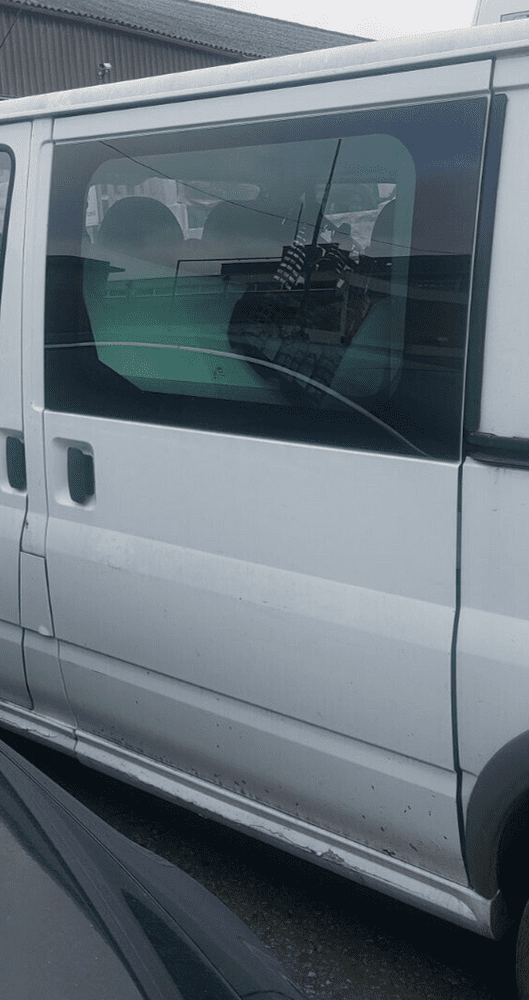 GENUINE FORD TRANSIT MK7 SWB SIDE LOADING SLIDING DOOR WITH WINDOW 2007 ...