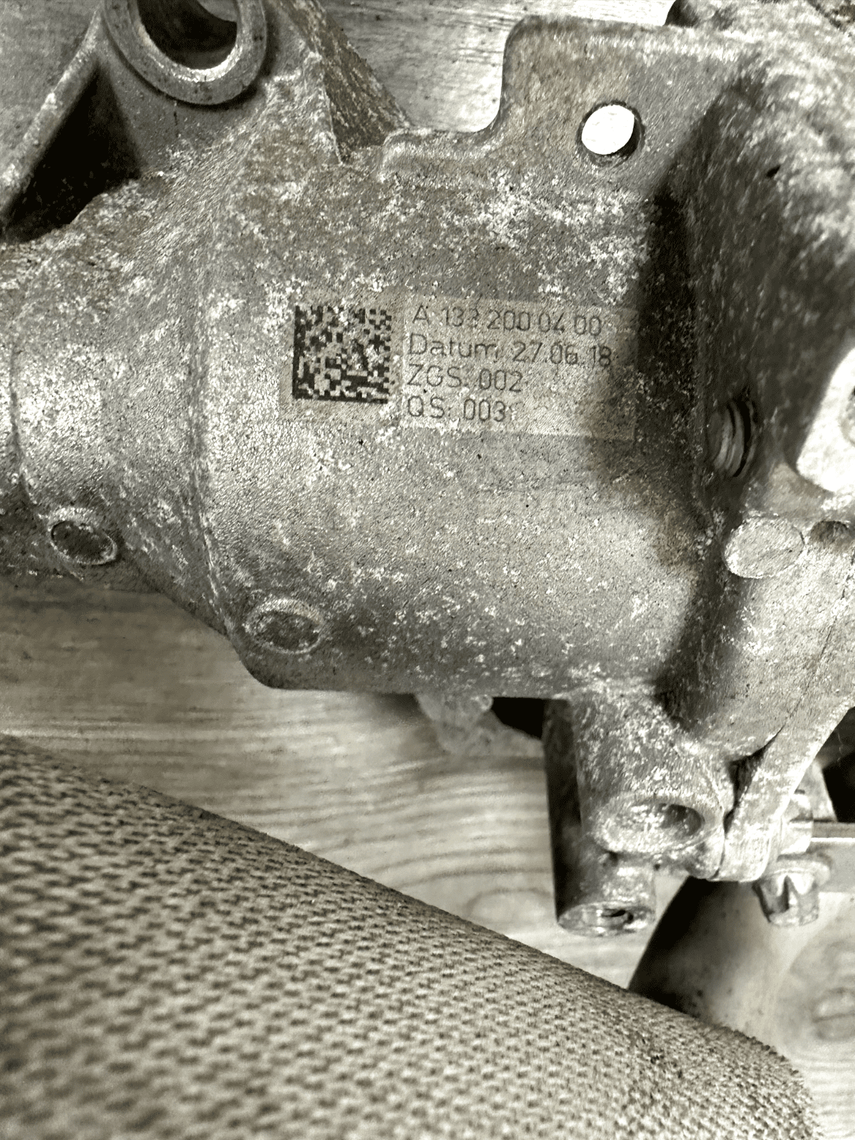 GENUINE MERCEDES A45 CLA45 PETROL ENGINE WATER PUMP A1332000400 2013 - 2020