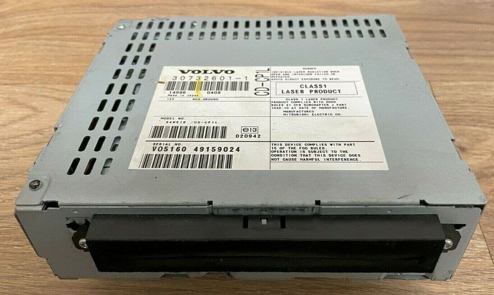 VOLVO C30 S40 V50 V70 C70 RADIO SINGLE CD PLAYER HEAD UNIT 30732601-1 ...
