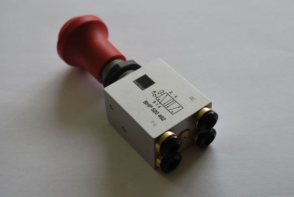 6mm PTO Valve Push/Pull Red/White
