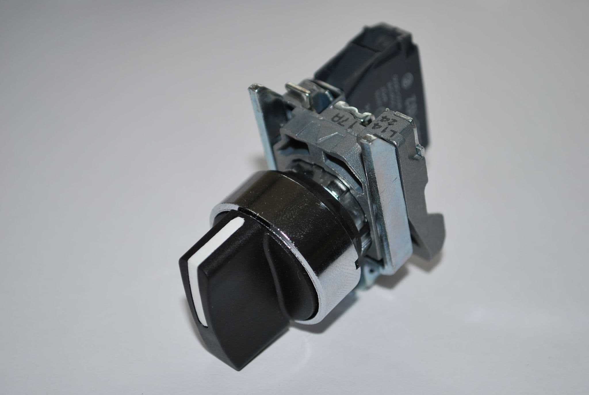 Selector switch & x28;With Contactor& x29;