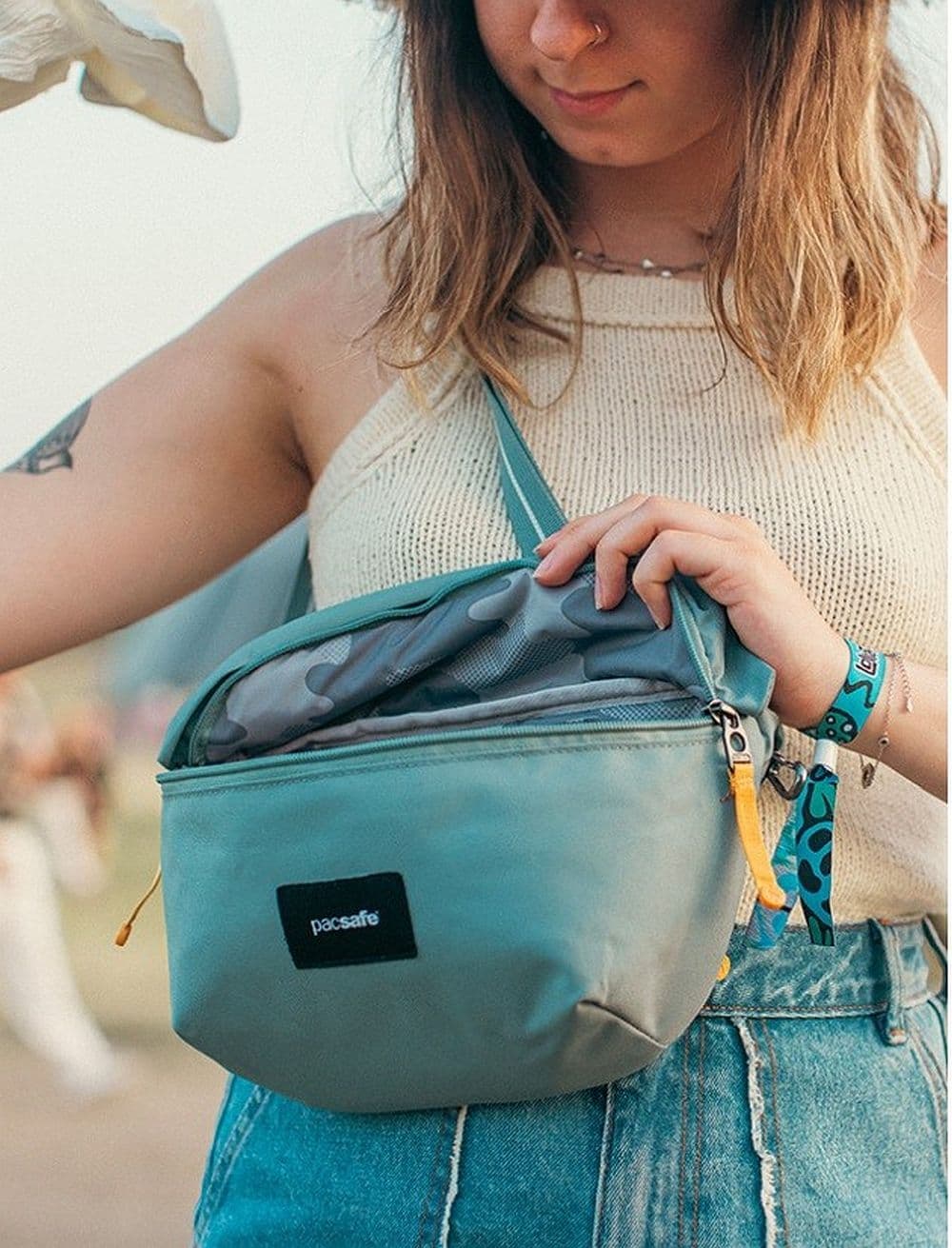 Pacsafe Go Anti-Theft Sling Pack