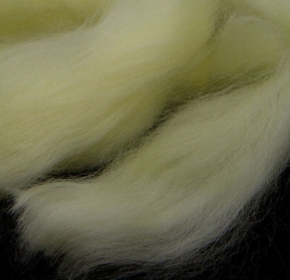 Semperfli Egg Yarn Pale Yellow