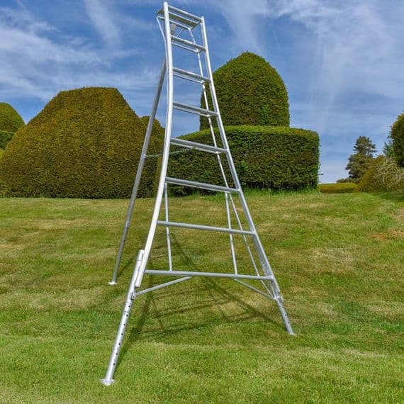Hendon Three Leg Adjustable Tripod Ladder
