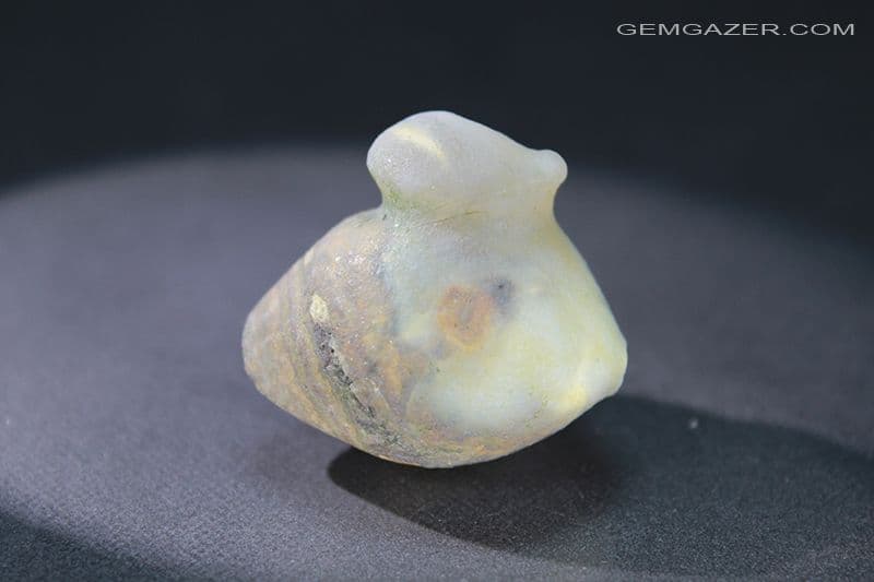 Gobi desert Eye Agate pebble "Duck-shape" Mongolia 17 44 grams