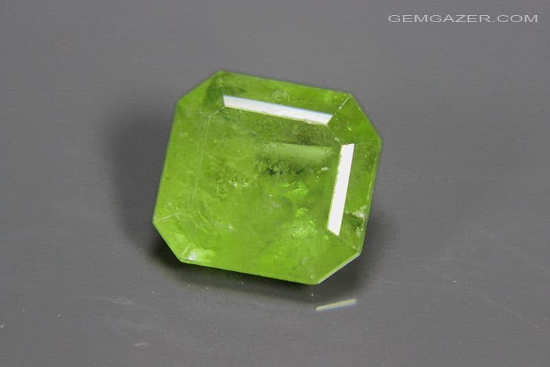 Green Chrome Sphene Titanite faceted Brazil 5 18 carats