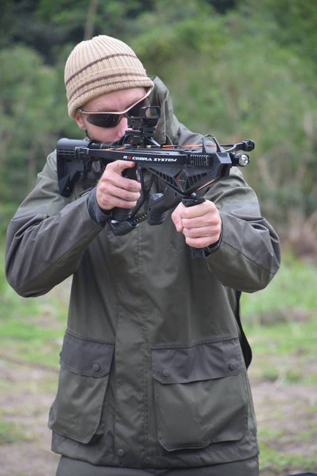 EK Archery Cobra System R9 Crossbow Full Red Dot Kit