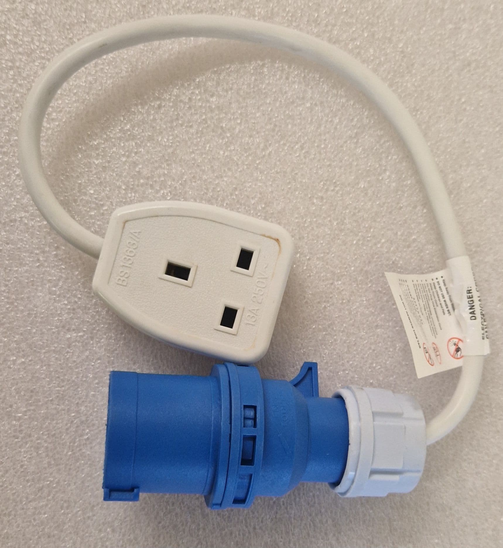 Blue Diamond 16 amp Conversion Lead Mains Socket To Site Plug Caravan ...