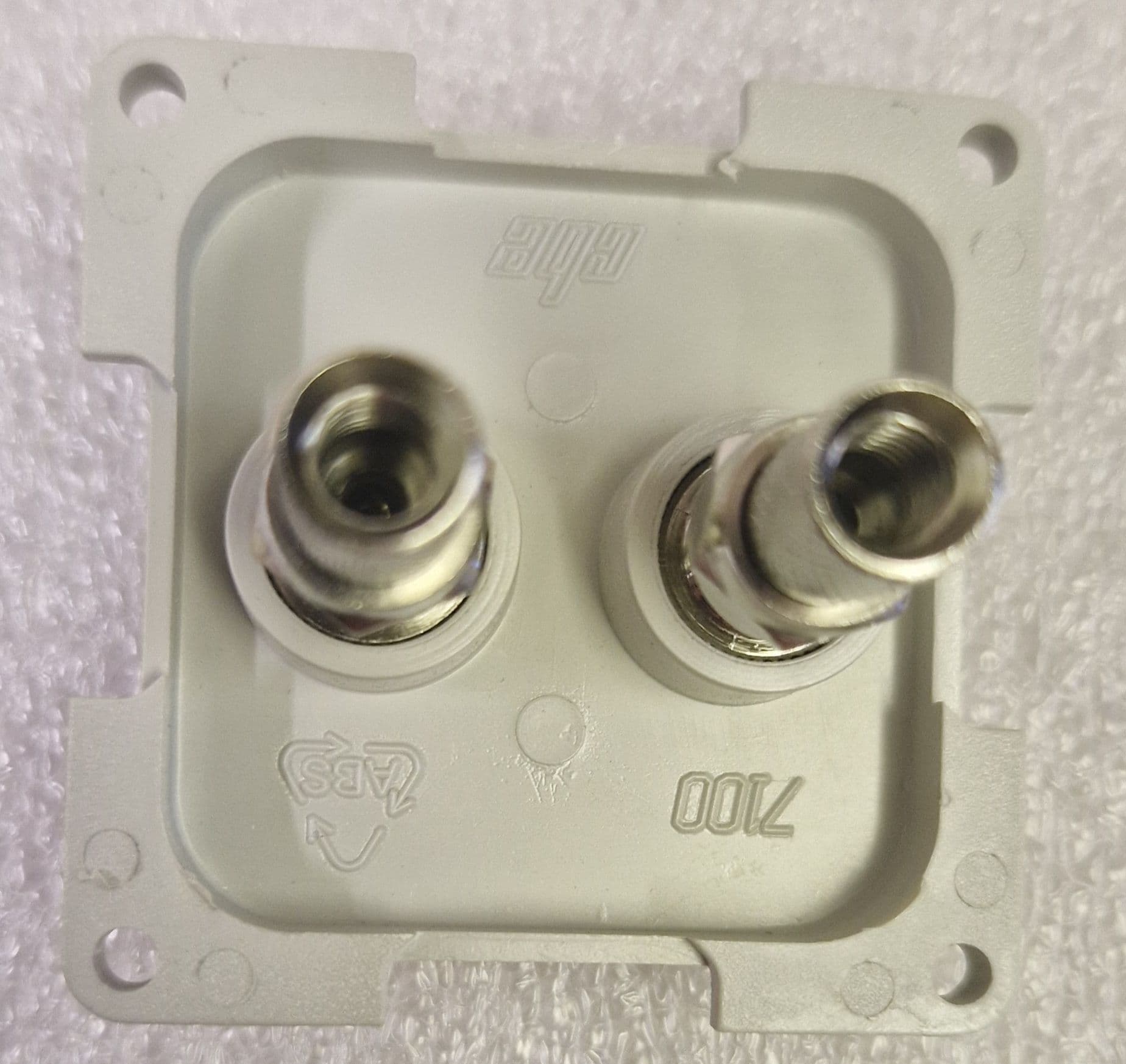 CBE TV + Satellite Socket 270414, CBE electrical, Caravan, Campervan ...
