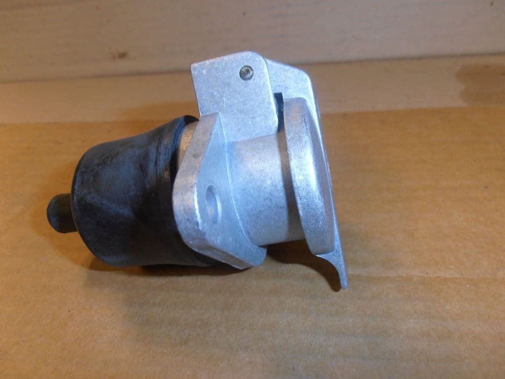 24 volt 7 pin Trailer connector