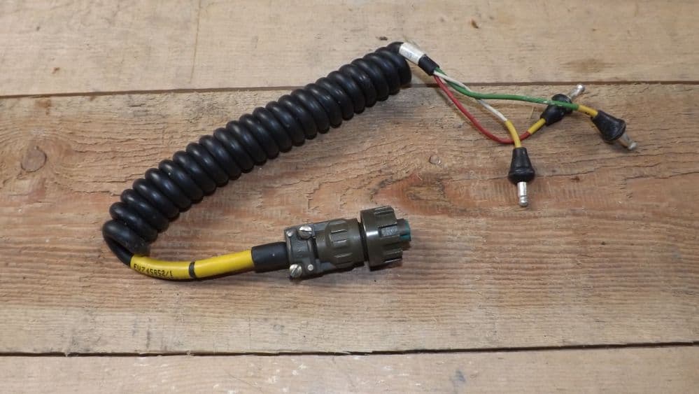 3 pin power lead FV745852