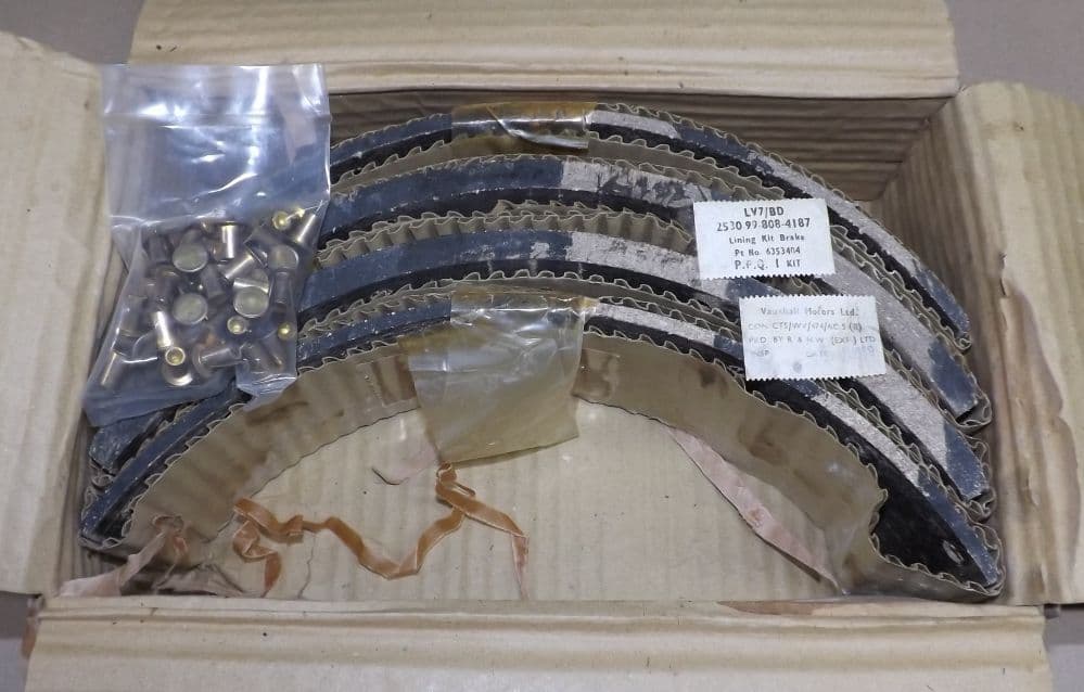 Bedford brake lining kit RL