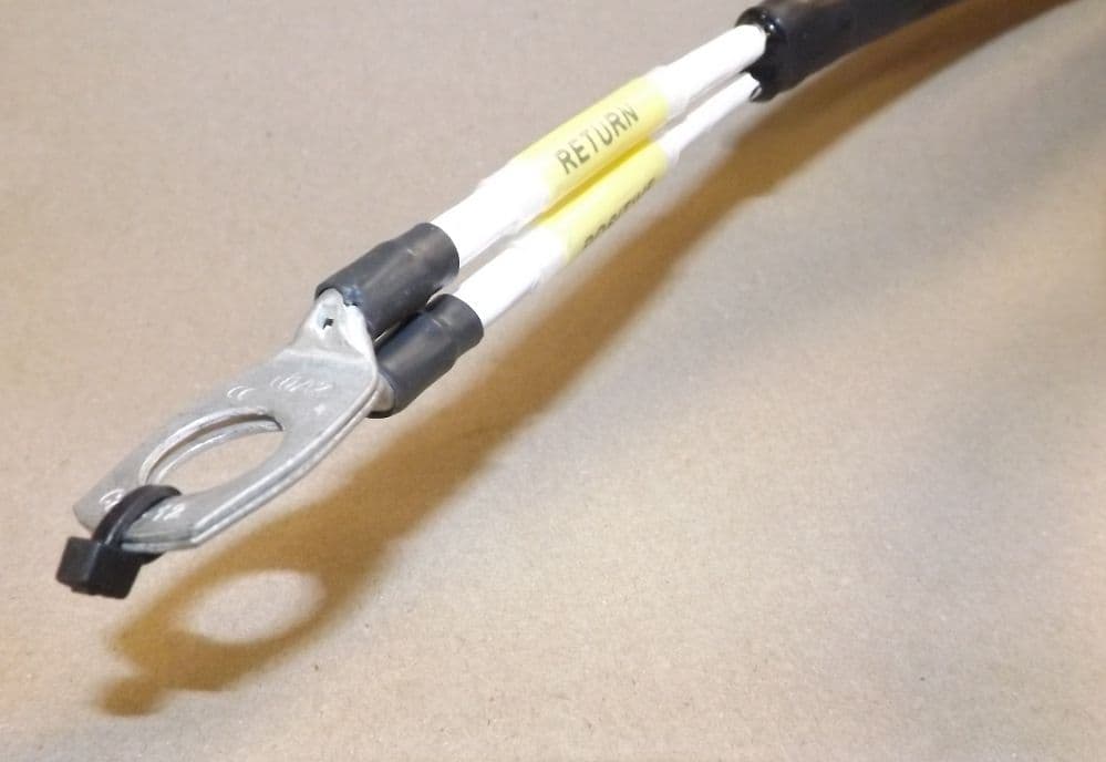 Challenger Power cable 4 pin female