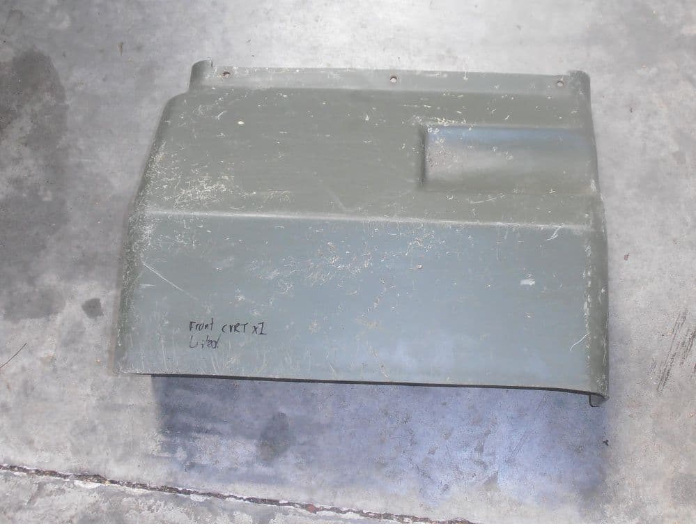 CVRT Early front mudguard x 1