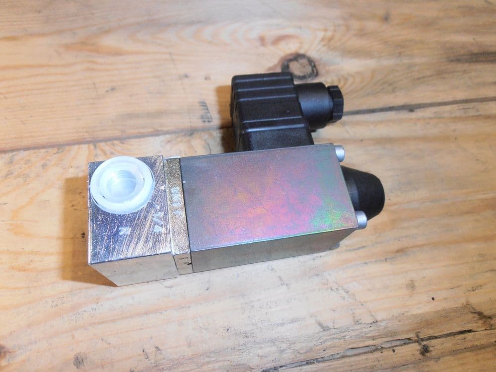 Foden Magnetic valve assembly Unfitted and boxed