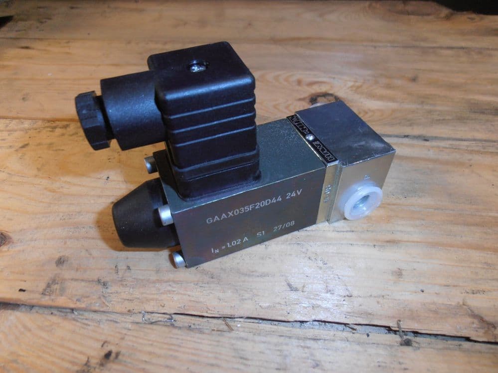 Foden Magnetic valve assembly Unfitted and boxed