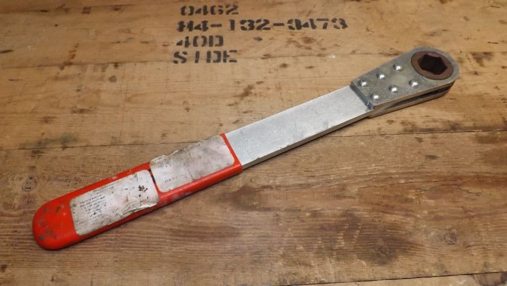 FV430 Series Track pin puller ratchet spanner