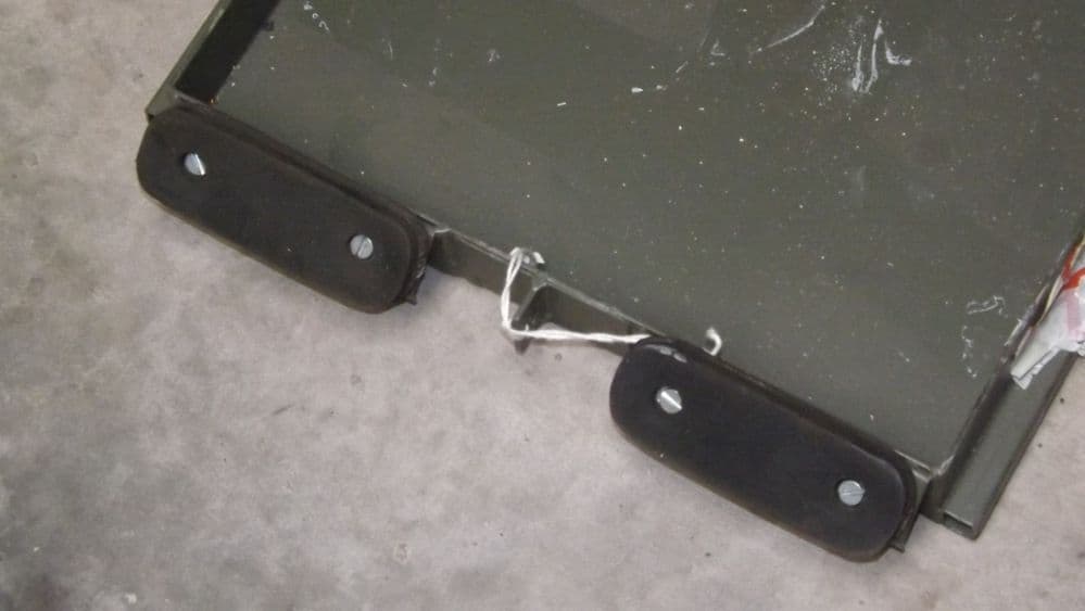 Land Rover Battery tray