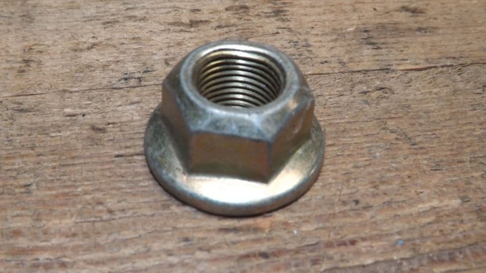 Leyland DAF Tipper valve assembly Locking nut