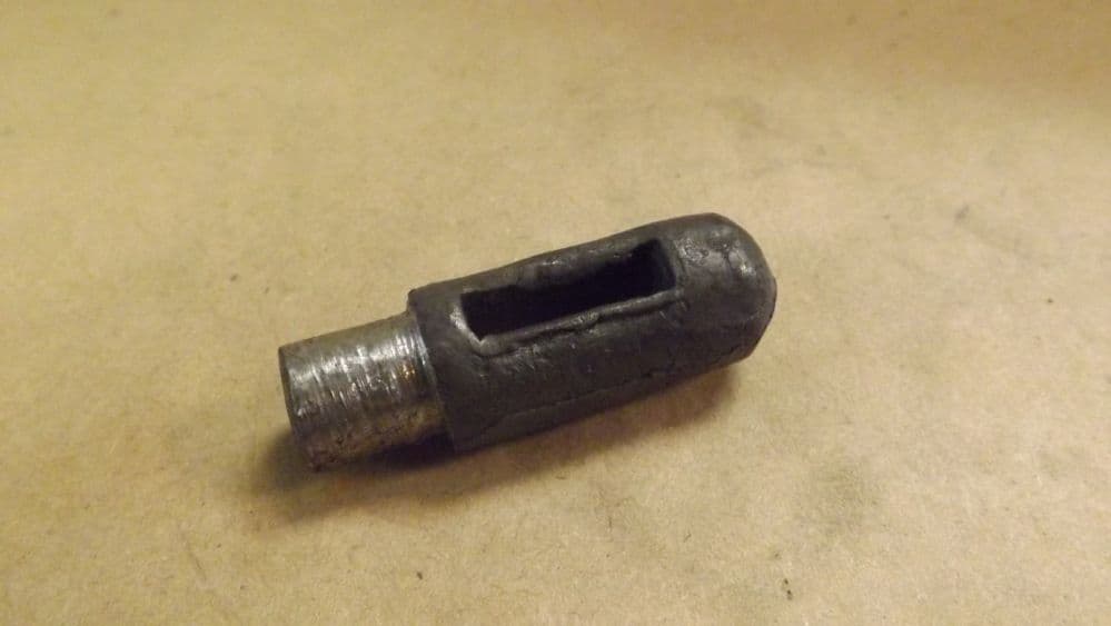 Pin shoulder headless