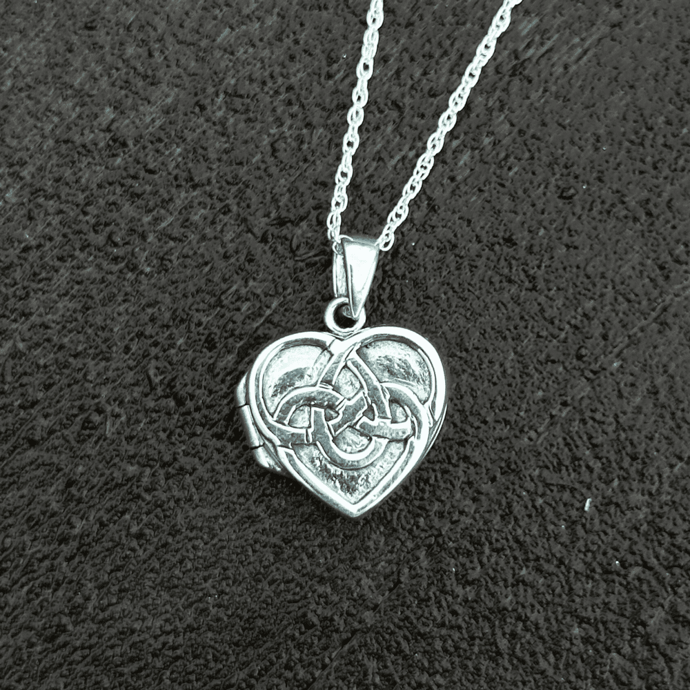 Celtic Knot Sterling Silver Locket 2518